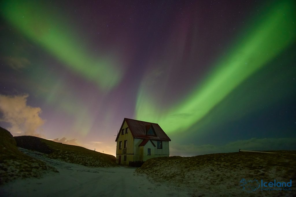 Northern Lights Midnight Adventure - Iceland Everywhere